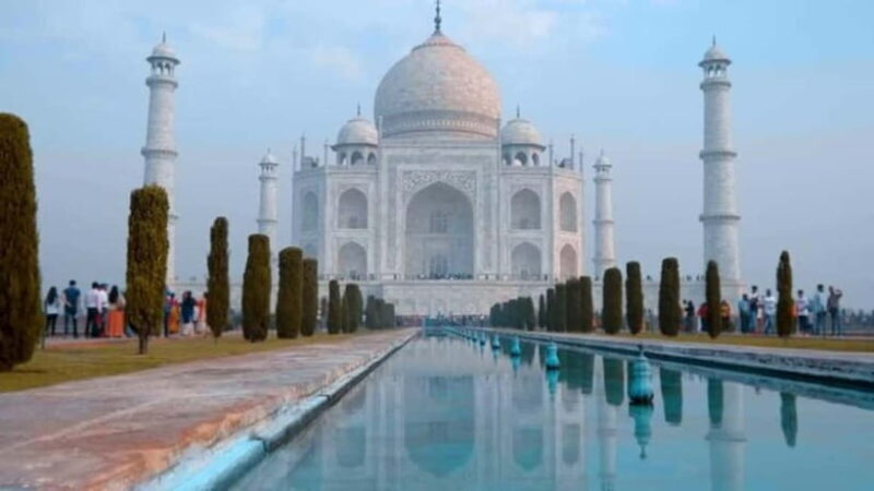 From Delhi: Taj Mahal & Agra Private Day Trip by AC Car - Arriving in Agra and Meeting Your Guide