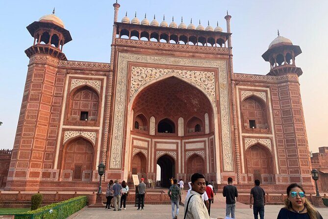 From Delhi: Taj Mahal & Agra Tour by Gatimaan Express Train - An In-Depth Look at the Experience