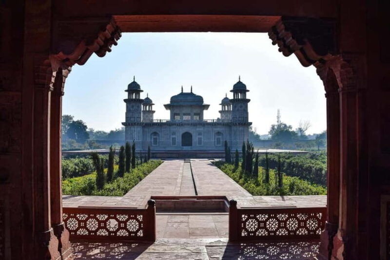 From Delhi: Taj Mahal & Agra Tour & Elephant SOS & 5*Lunch - Key Points