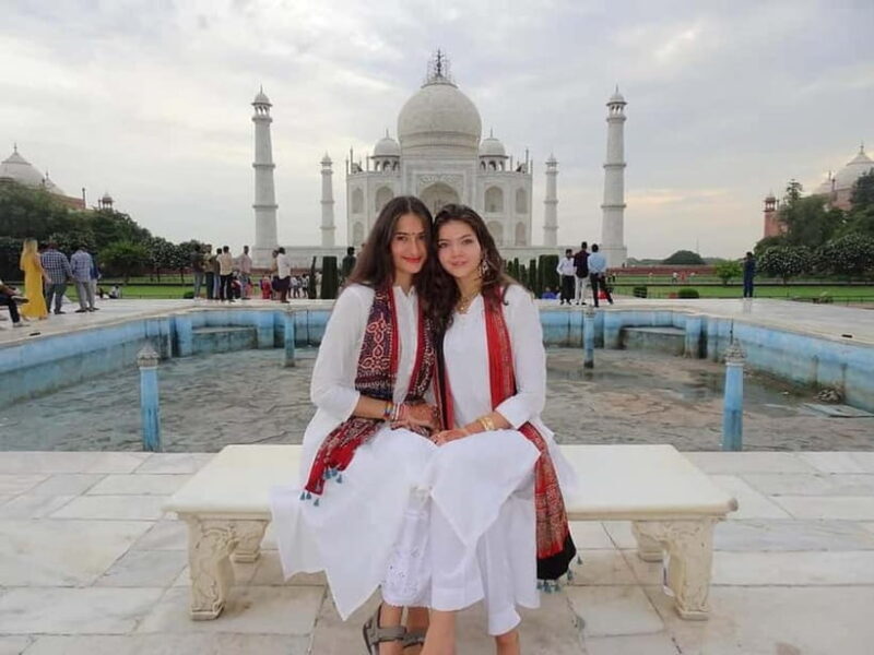 From Delhi: Taj Mahal & Agra With Fatehpur Sikri Day Tour - The Value of the Tour