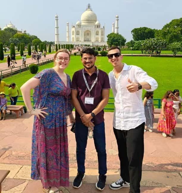From Delhi: Taj Mahal & Agra With Fatehpur Sikri Day Tour - The Experience and Authenticity