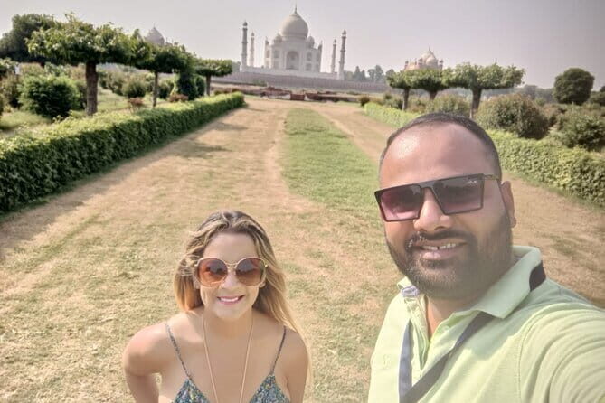 From Delhi: Taj Mahal Day Tour with Lunch - Key Points