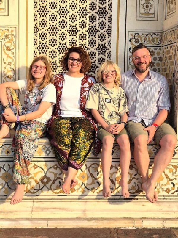 From Delhi: Taj Mahal Premium Day Trip with Guide & Lunch - Who Should Consider This Tour?