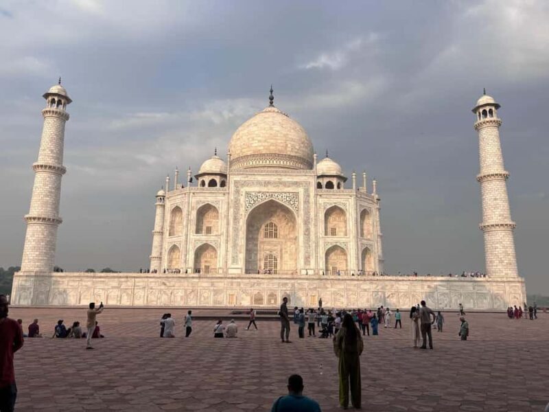 From Delhi: Taj Mahal Premium Day Trip with Guide & Lunch - Practical Tips for Your Day Trip