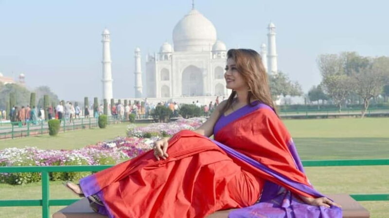 From Delhi: Taj Mahal Sunrise & Agra Day Tour with Transfers - Exploring Mughal Artistry and Local Markets