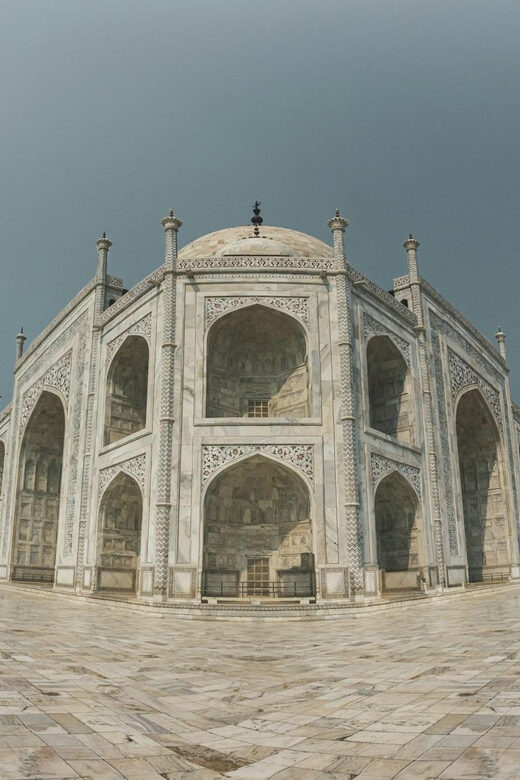 From Delhi: Taj Mahal Sunrise & Agra Fort Private Tour - A Close Look at the Experience