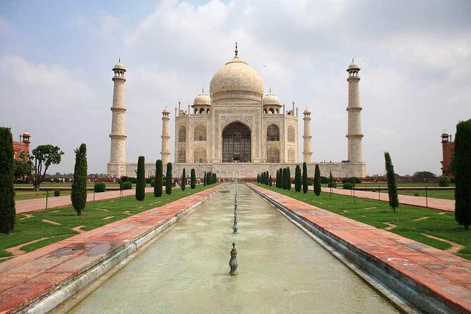 From Delhi : Taj Mahal Tour By Gatimaan Express Train All Inclusive Package - Key Points