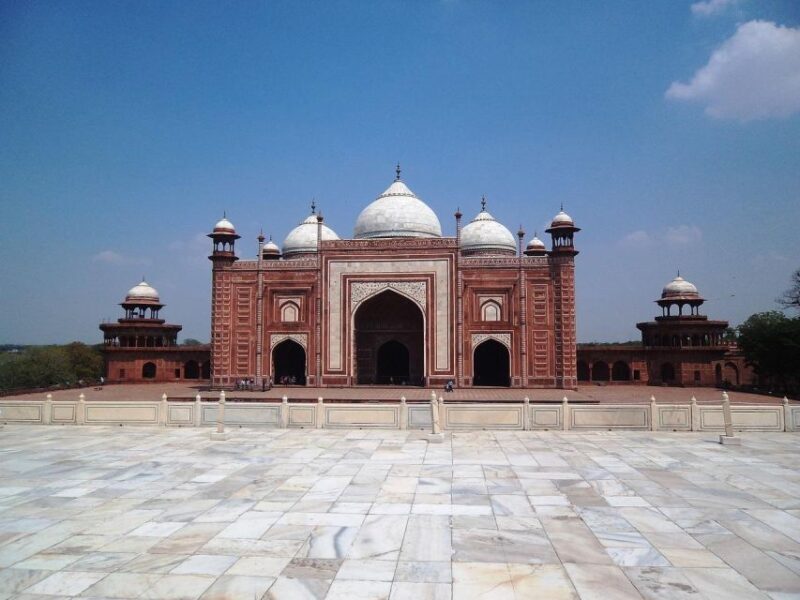 From Delhi: Taj Mahal Tour with Professional Photographer - The Return Journey to Delhi