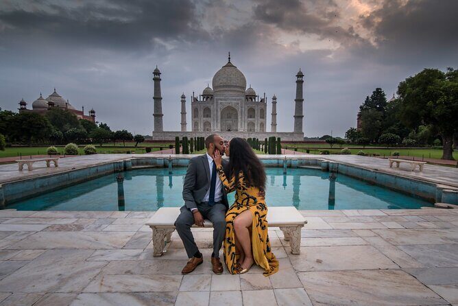 From Delhi:Taj Mahal and Agra Fort Day Trip By Car All Including - Lunch at a 5-Star Hotel