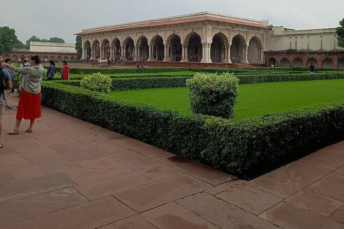 From delhi:(Vip entry)All Inclusive Taj Mahal & Red Fort day trip - FAQs