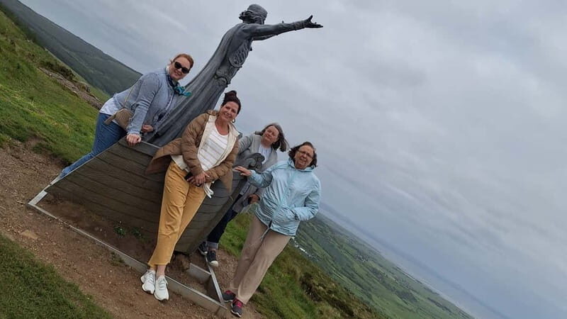 From Derry: Giants Causeway Luxury Day Trip - Key Points