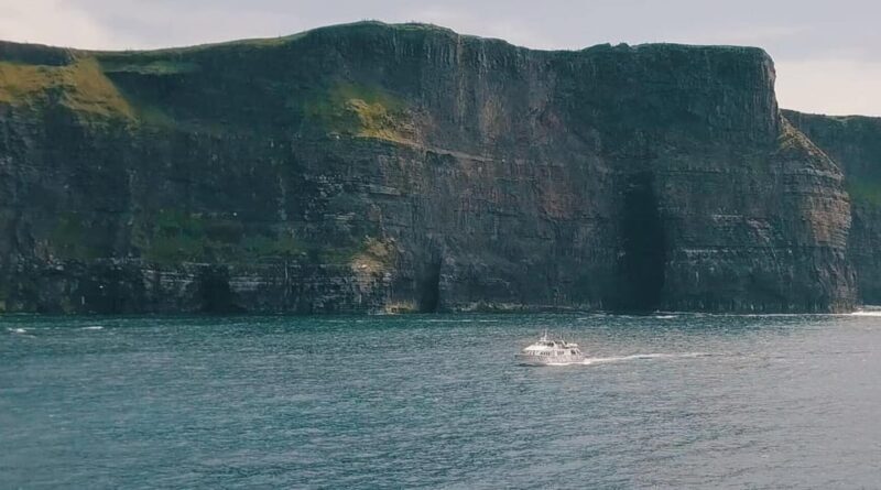 From Dublin: Galway + Cliffs of Moher Boat Cruise in Spanish - Exploring the Irish West Coast: A Practical Review of the Dublin to Galway & Cliffs of Moher Boat Tour