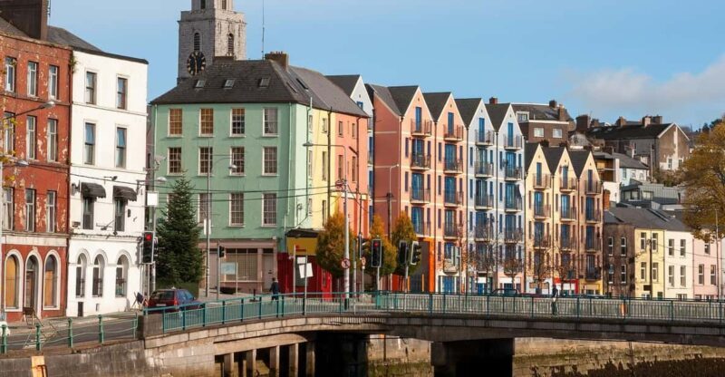 From Dublin:Cork,Cahir Castle,Rock of Cashel Tour in Spanish - Who Should Think Twice?