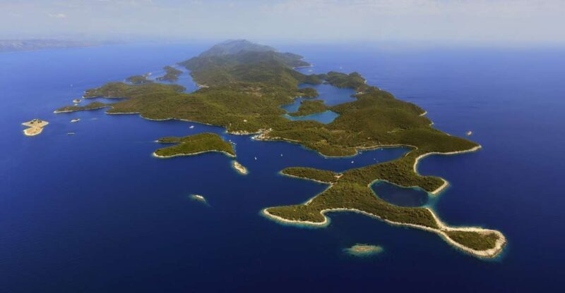 From Dubrovnik: Mljet National Park & Elaphiti Islands Trip - The Captain and Guide: Making the Experience Special