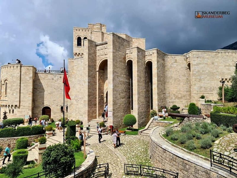 From Durrës/Golem: Kruja Castle & Old Bazaar Tour - Detailed Breakdown of the Itinerary