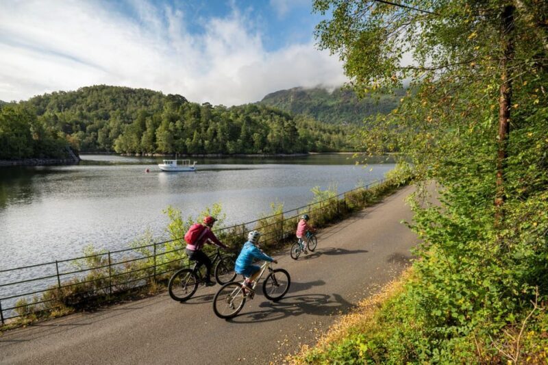 From Edinburgh: Bonnie Lochs and Bold Whisky Trip with Entry - Key Points