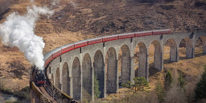 From Edinburgh: Glenfinnan, Fort William and Highland Cows - An In-Depth Look at the Journey