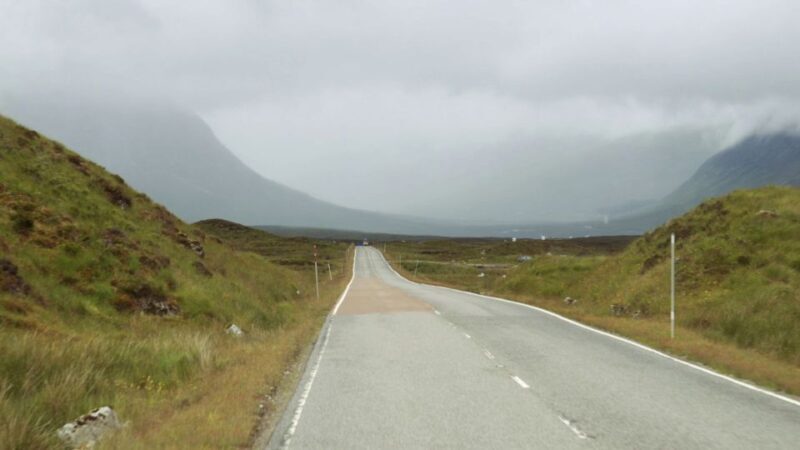 From Edinburgh: Loch Ness and Highlands Tour in Spanish - Key Points