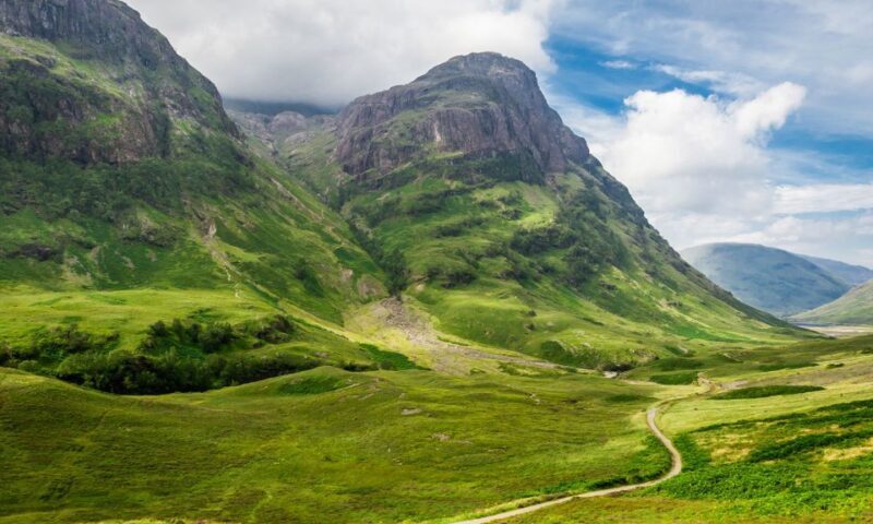 From Edinburgh: Loch Ness and Highlands Tour in Spanish - An In-Depth Look at What Youll Experience