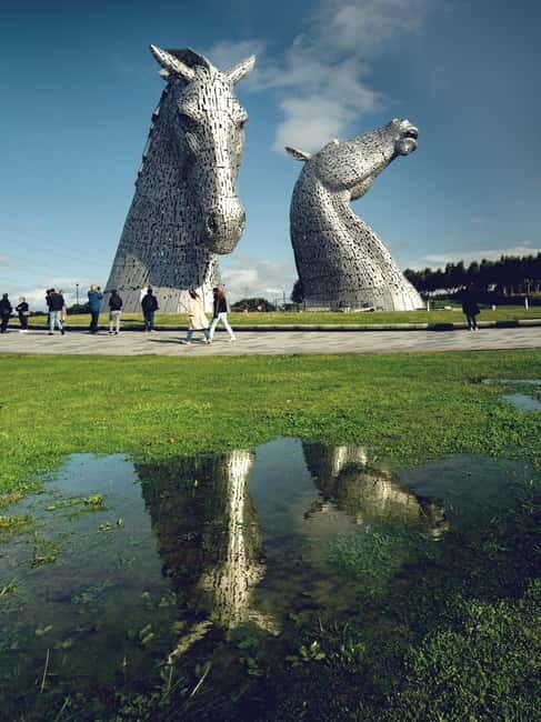 From Edinburgh: Stirling Castle, Kelpies and Loch Lomond - An in-depth Look at the Tour