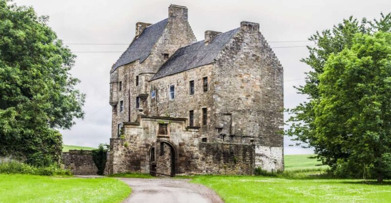 From Edinburgh: The Outlander Experience Guided Tour - Starting Point and Transport
