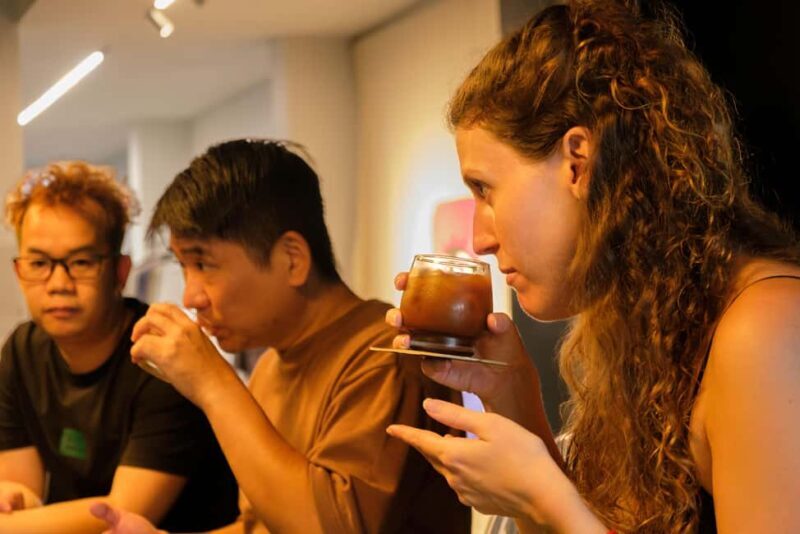 From Egg Coffee to Street Brews: Hanoi Walking Tour - Authenticity and Authentic Experiences