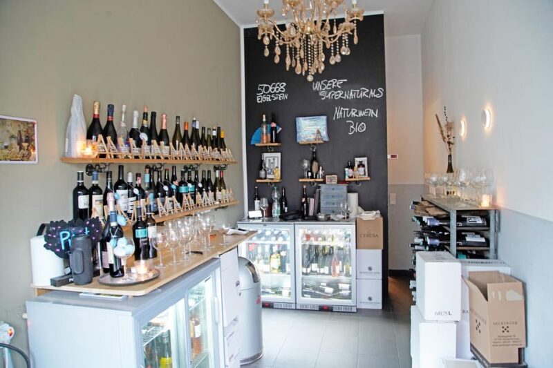 From Eigelstein to Nippes: city tour and wine hike - Who Would Enjoy This Tour?