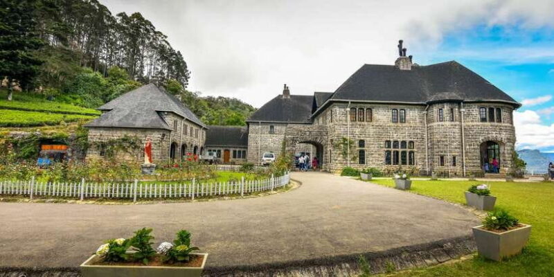 From Ella or Bandarawela: Adisham Hall Senic Train Journey - An In-Depth Look at the Scenic Journey and Cultural Stops