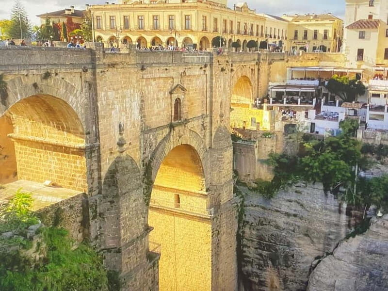 From Estepona: Ronda private tour, transportation, café, bullring, tapas, drinks - Exploring the Best of Ronda: A Private Day Trip from Estepona