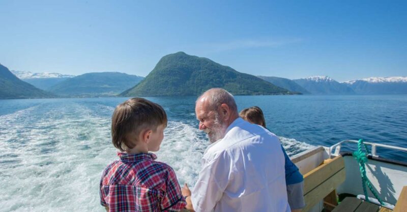 From Fjærland - Fjord Cruise to Balestrand one-way - Key Points