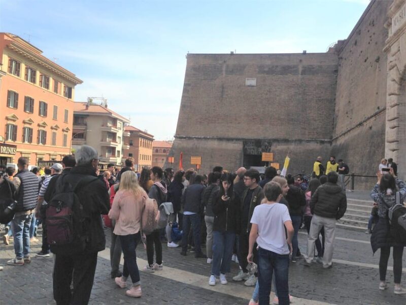From Florence: Rome by train, Vatican Museums & Hidden Gems - Lunch in True Roman Style