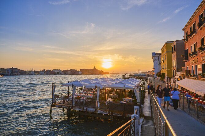 From Florence to Venice: A Day Trip to the Floating City - Visiting the Doge’s Palace
