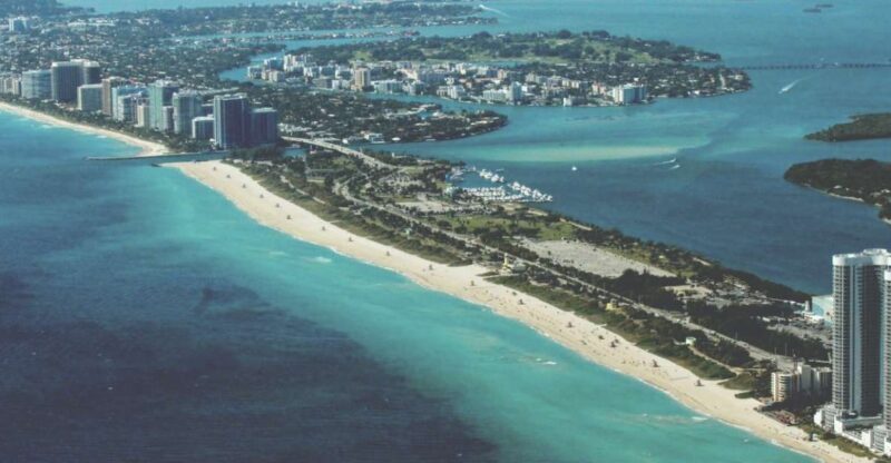 From Fort Lauderdale: Best of Miami Small Group Tour w/Boat - Biscayne Bay: The Scenic Cruise