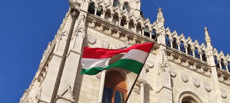 From Franz Joseph to Viktor Orbán - Hungarian politics & history - Starting Point: Gyula Andrássy Statue on Kossuth Lajos tér