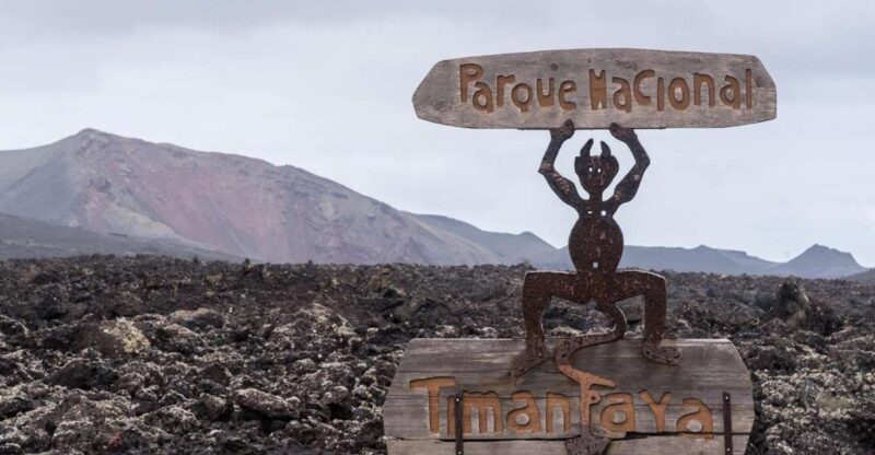 From Fuerteventura: Lanzarote Volcano and Wine Region Tour - Discovering Lanzarote’s Volcanic Majesty