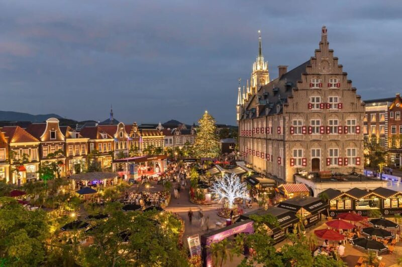 From Fukuoka: Private Day Trip to Huis Ten Bosch Theme Park - FAQ