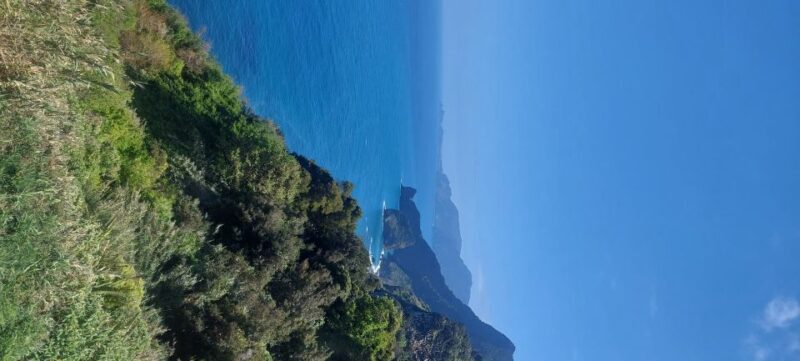 From Funchal: Pico Do Arieiro and Santana Full-Day 4x4 Tour - An In-Depth Overview of the Tour Experience