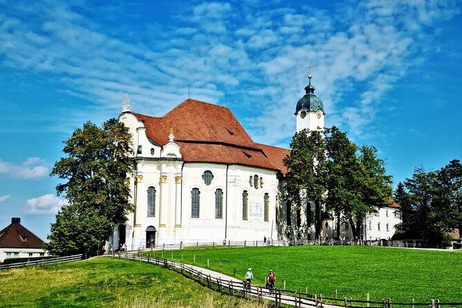 From Fussen: Neuschwanstein, Linderhof and More Private Tour - Schloss Linderhof: Ludwig’s Opulent Retreat