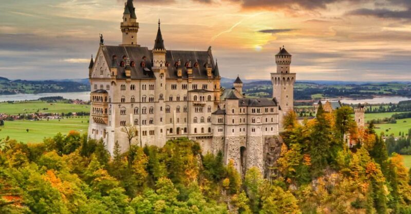 From Füssen: Neuschwanstein & Linderhof Castles Private Tour - Linderhof Palace: Royal Opulence
