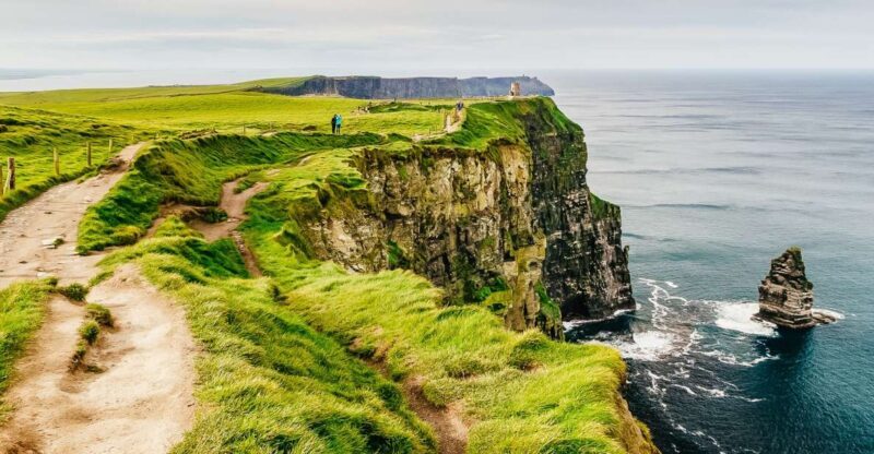 From Galway: Aran Islands and Cliffs of Moher Tour & Cruise - FAQs