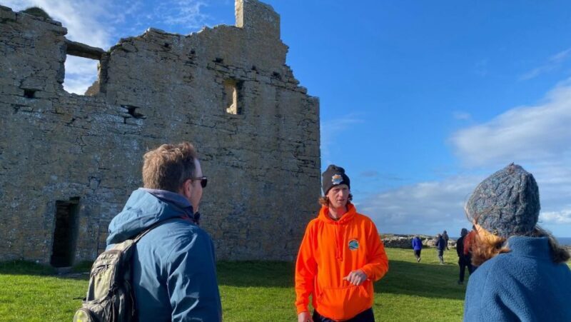 From Galway: Day Trip to Inisheer with Bike or Bus Tour - Stepping onto Inisheer: Sights and Sounds