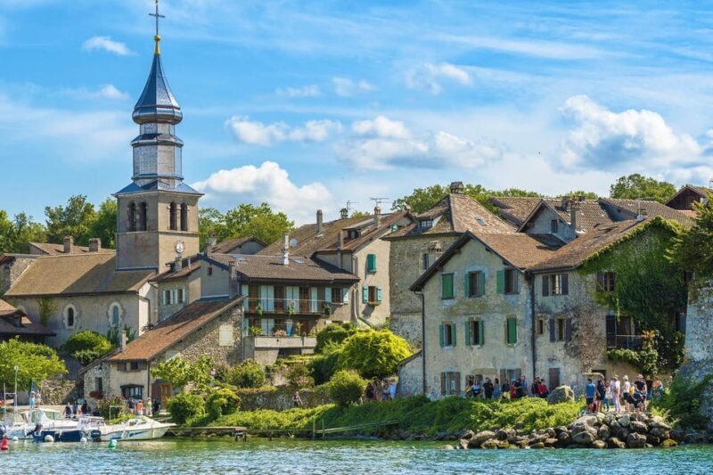 From Geneva: Half-Day Guided Excursion to Yvoire PRIVATE - Key Points