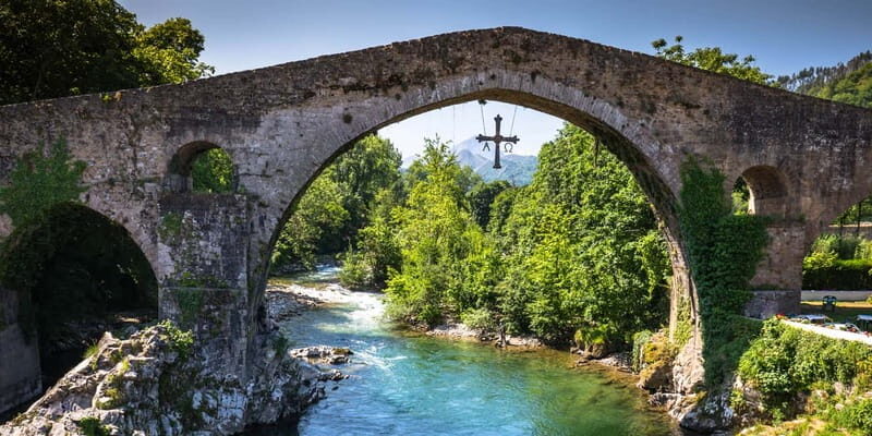 From Gijón: Covadonga Lakes, Cangas de Onís and Lastres - Authentic Experiences and Practical Tips