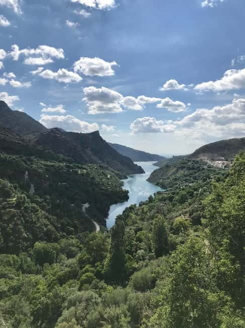 From Granada: Sierra Nevada Safari up to 2500 meters high - Wildlife Encounters and Natural Beauty