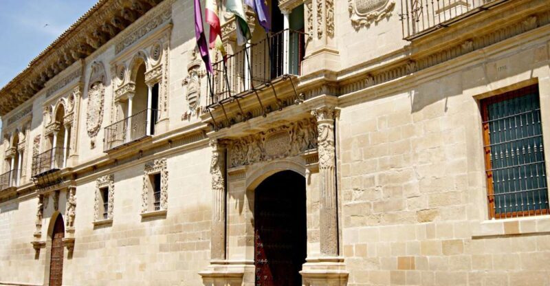 From Granada: Úbeda and Baeza Day Trip - Analyzing the Experience: The Good and the Considerations