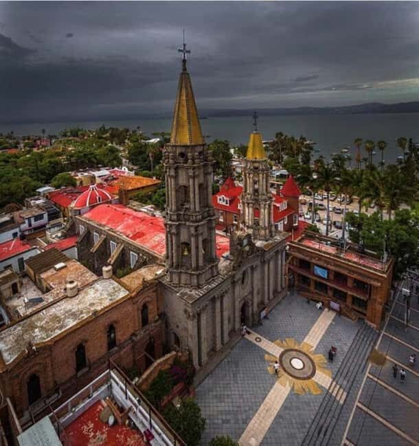 From Guadalajara: Chapala & Ajijic Private Full Day Tour - Who Should Consider This Tour?