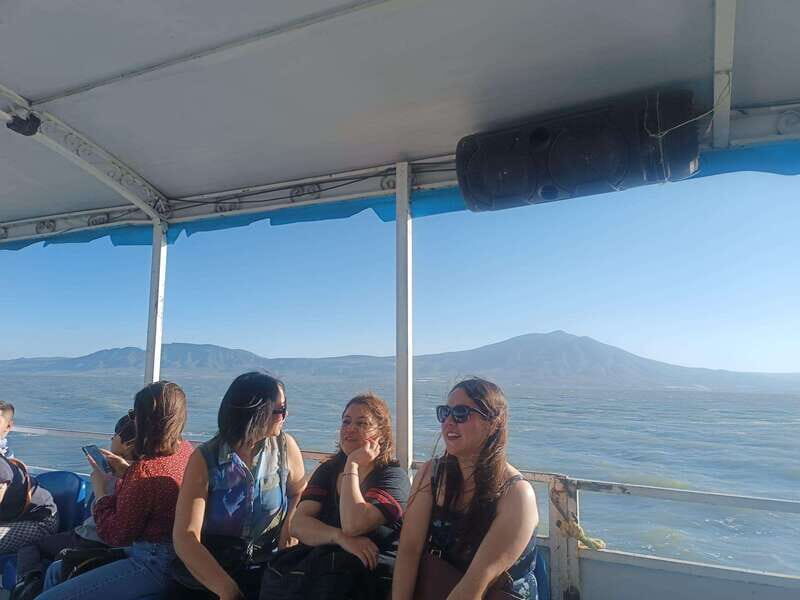 From Guadalajara to Chapala Lake: Funny and cultural tour - The Breakdown: What to Expect at Each Stop