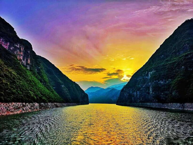From Guilin: 6-Day Yangtze River Cruise with Excursions - Key Points