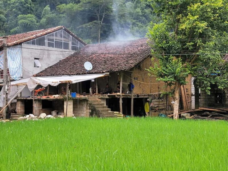 From Ha Noi: Cao Bang Loop Group Motorbike Tour 2 Day - Day 1: Traversing Village Roads to the Power of Waterfalls