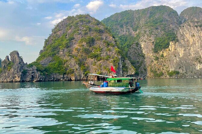 From Halong 3-Hour Luxury Private Yacht Tour explore Ha Long Bay - FAQ
